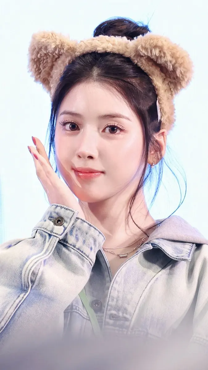 Jiwoo (NMIXX) - Profile, Bio, Career & Fun Facts